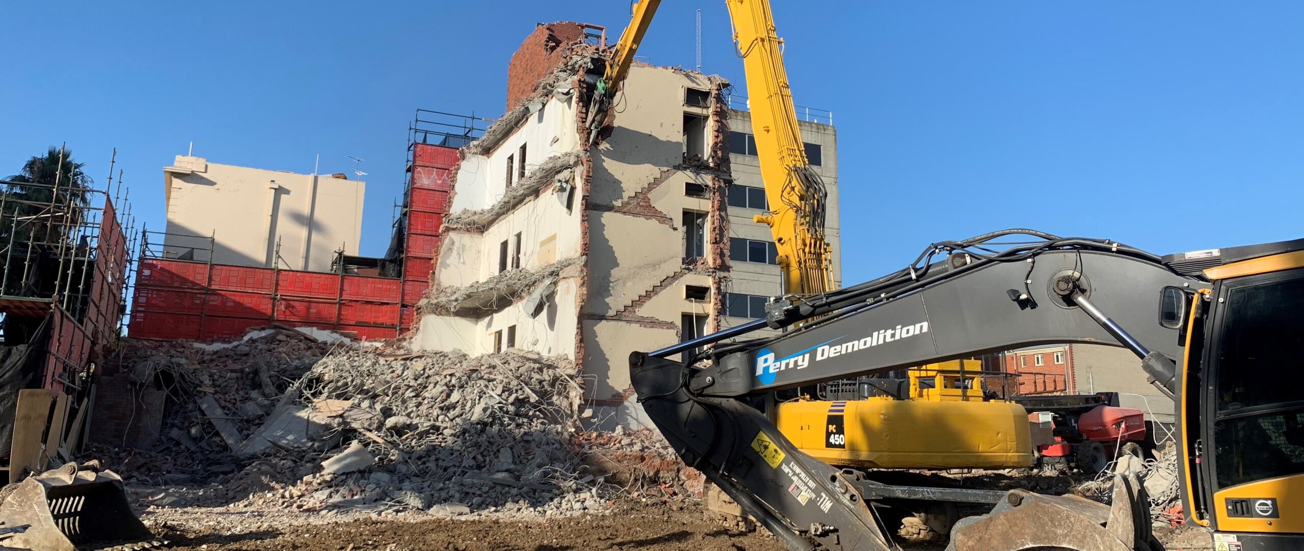 Geelong Demolition Services - Perry Demolition